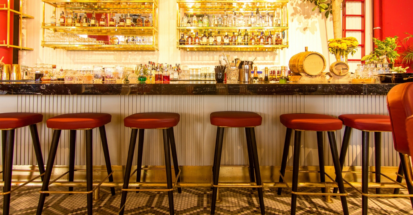 Top 13 creative garage bar ideas - Transform your space ...